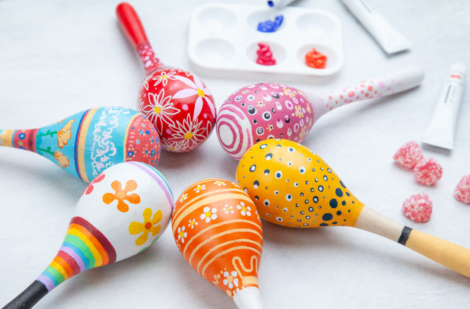 Shake up Cinco de Mayo with DIY Maracas - Dragonfly Designs